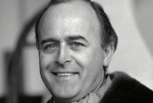 José Van Dam Posing For a Portrait #1 - The Finest Photos